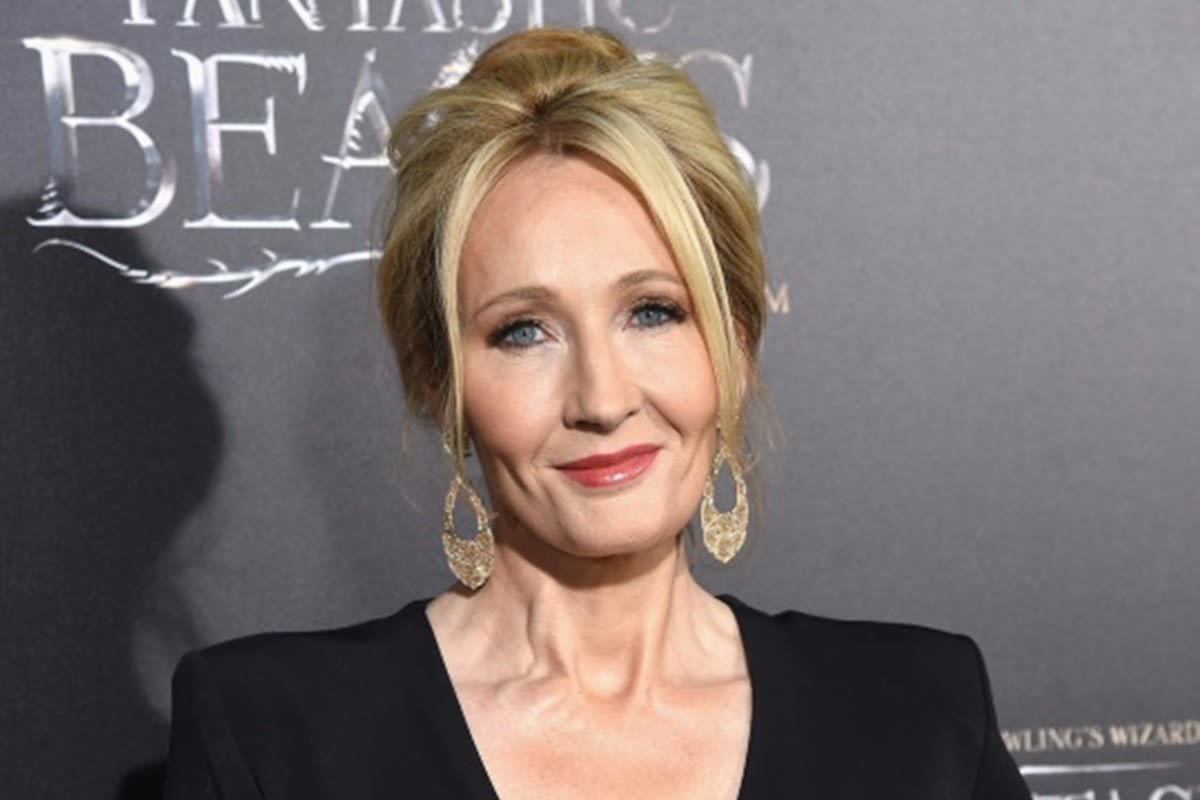 JK Rowling faces fresh backlash after Iran tweet sparks 'selective ...