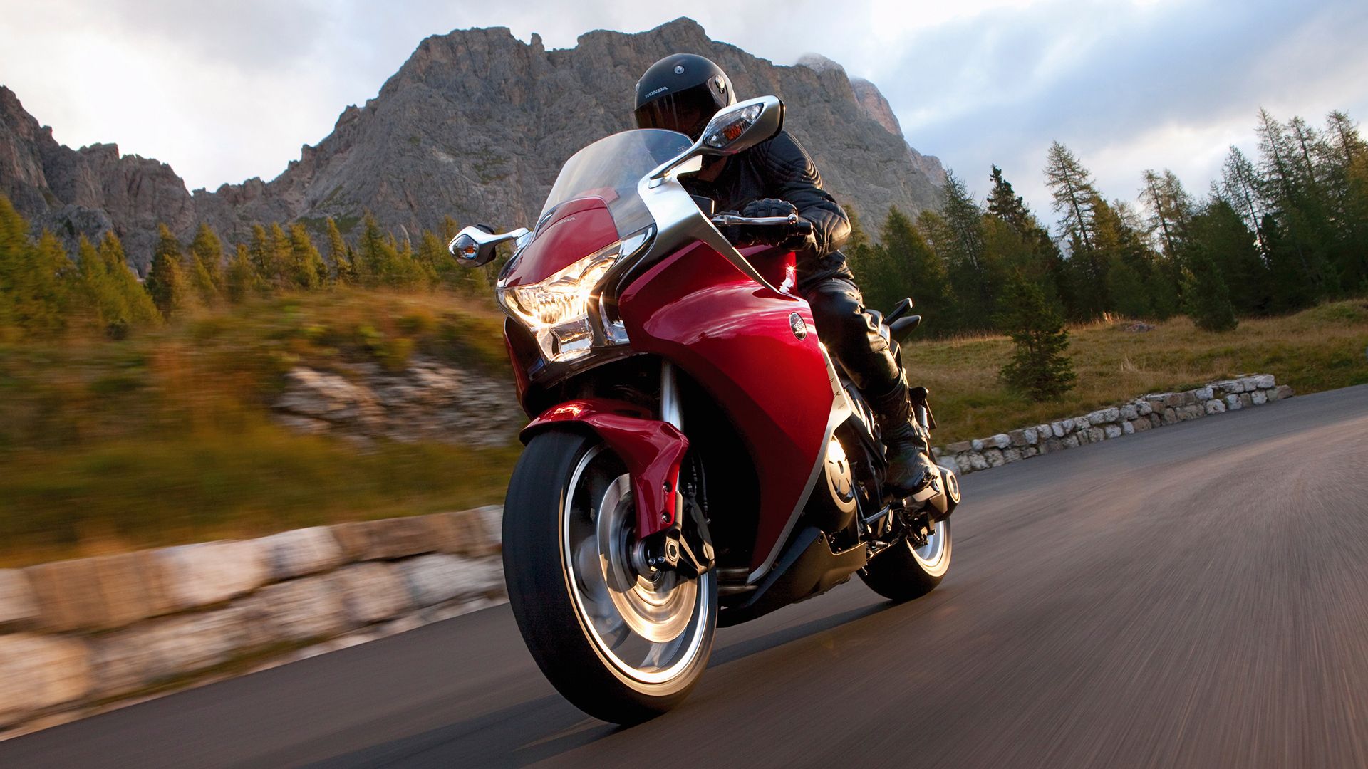 The used motorcycle that nails the balance between touring comfort and ...