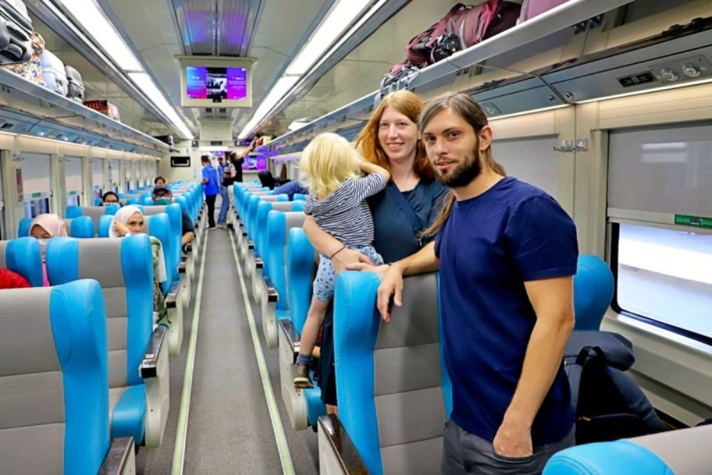 KAI: 694.000 wisman naik kereta api jarak jauh sepanjang 2025