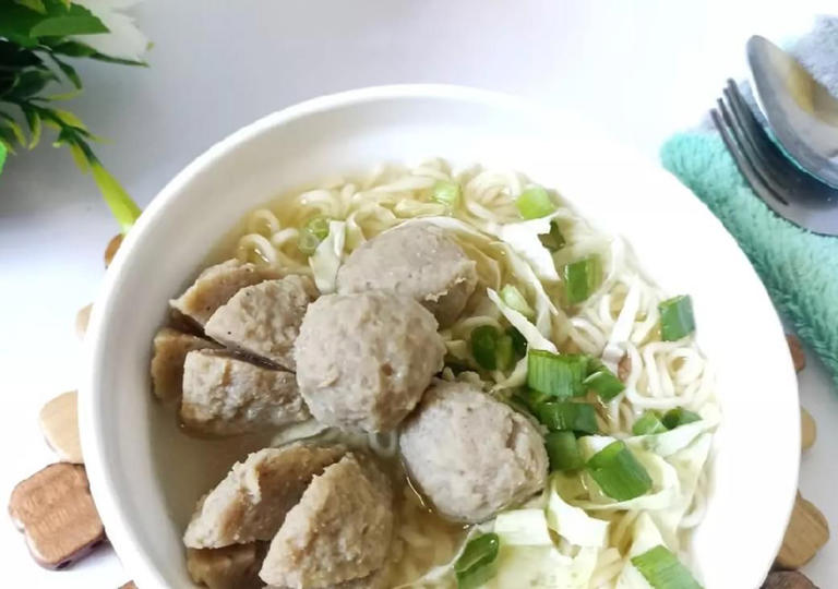 10 resep kuah bakso yang nikmat dan gurih, mudah dibuat