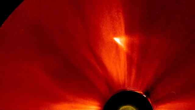 These comets flew too close to the sun - and cameras recorded everything