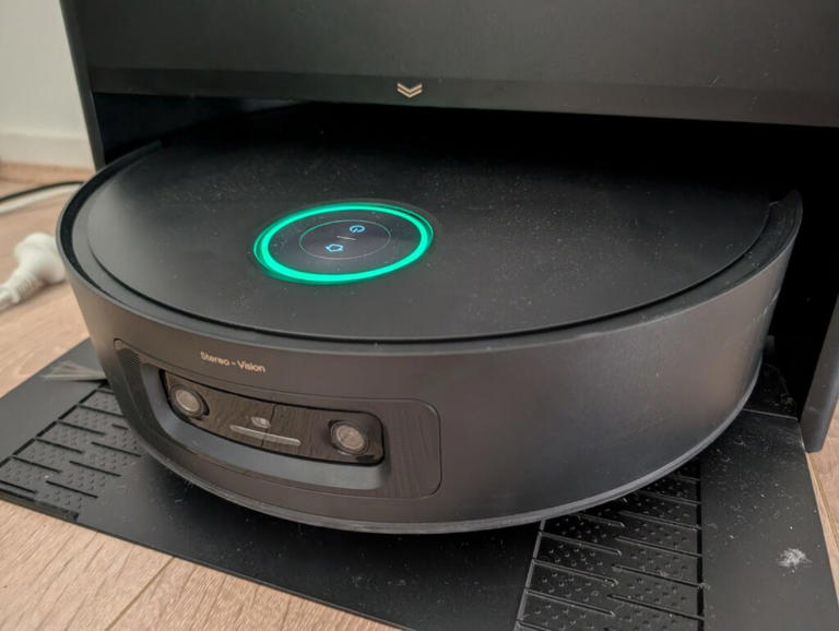 Review: Dreame Aqua10 Ultra Track S robot vacuum cleaner: the mop that ...