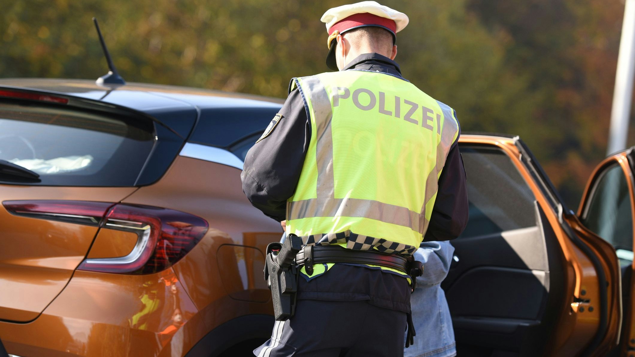 Mutter und Tochter bauen Alko-Crash: Wer saß am Steuer?