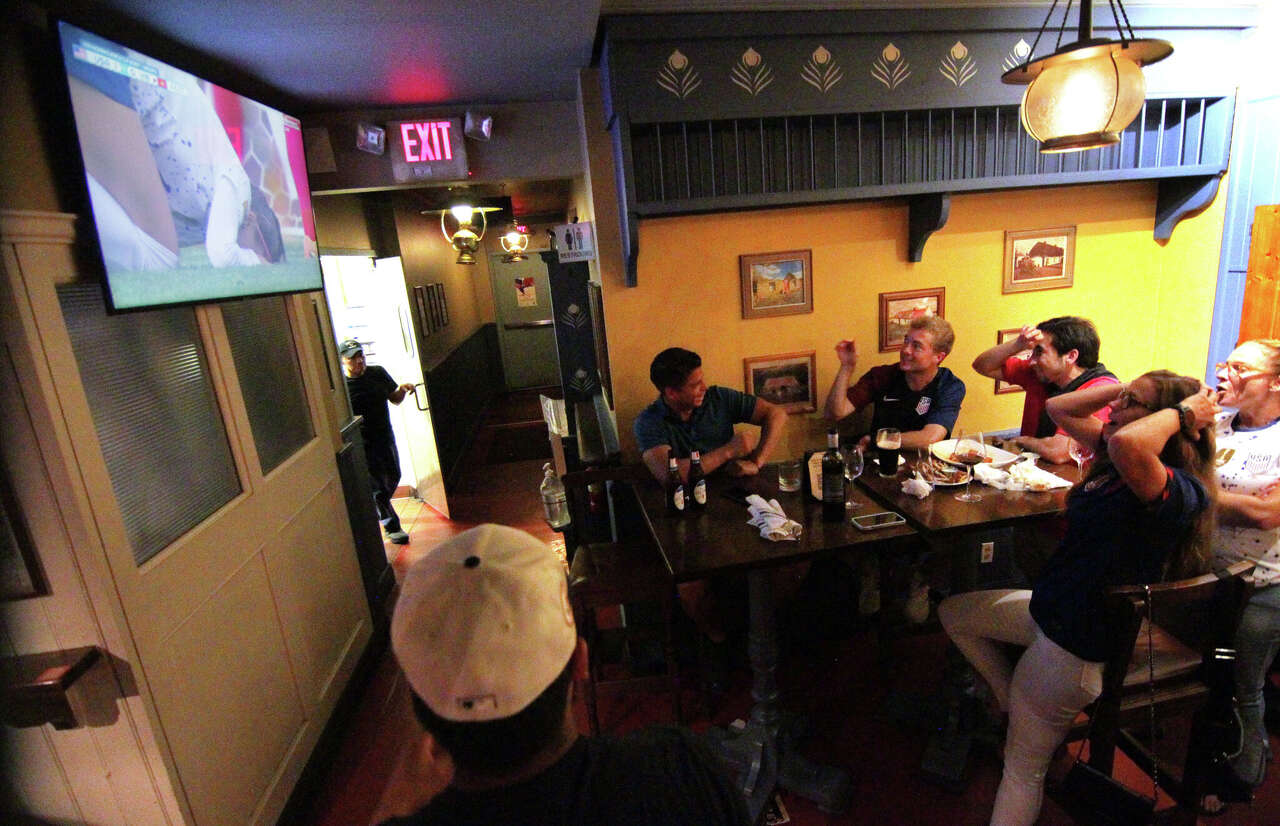 Tigin Irish Pub in Stamford denies online rumors that it is closing