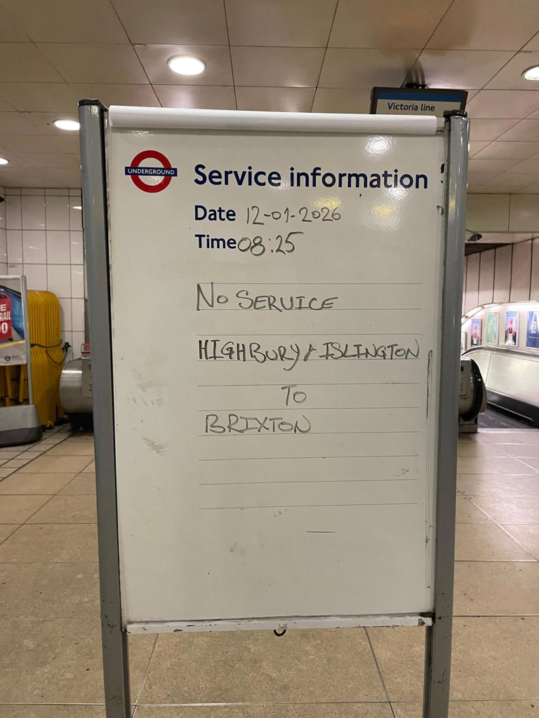 Major Tube line partly suspension due to signal fault