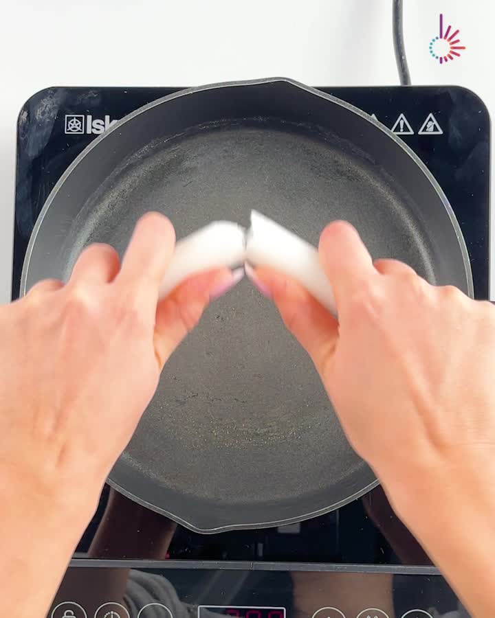 Create a relaxing vibe with a DIY clove candle🕯️