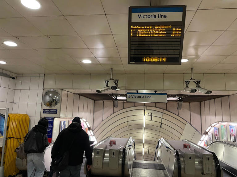 Major Tube line partly suspension due to signal fault