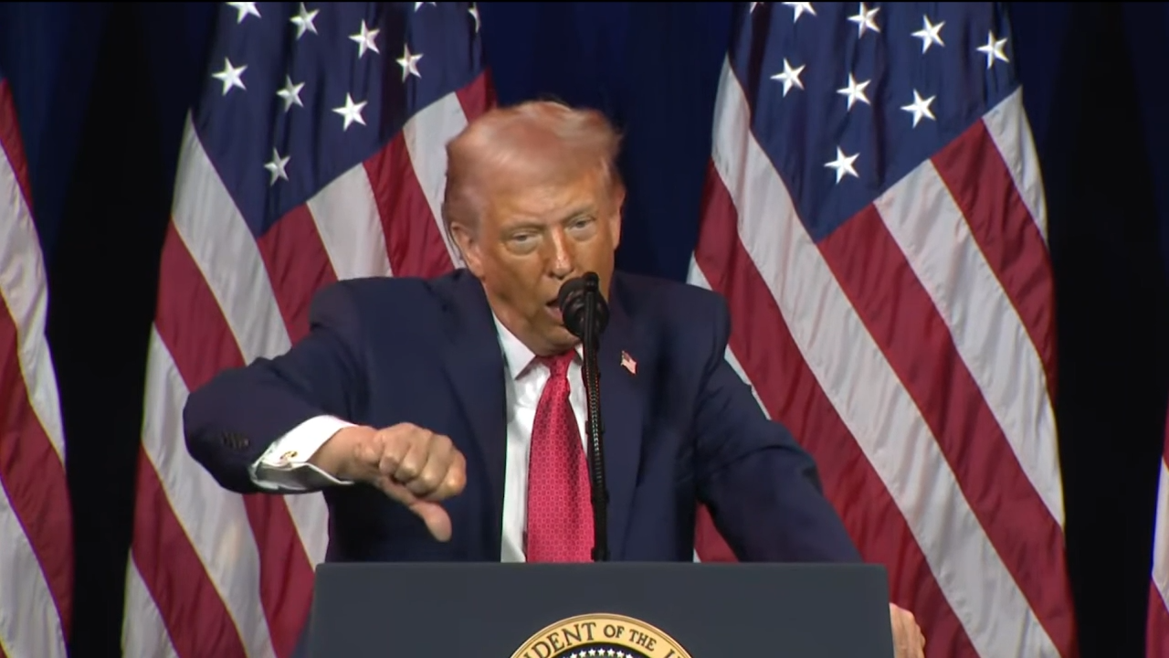 'Remember thumbs down?': Trump disrespects the dead, goes out of his ...