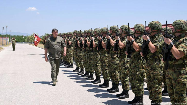 Croatia reintroduces conscription after 17 years