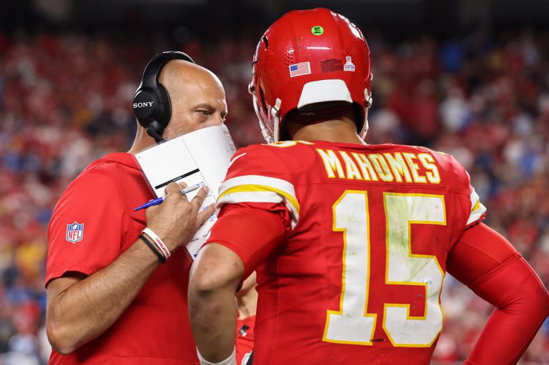 Chiefs could lose key staff member after interviewing for NFL head ...