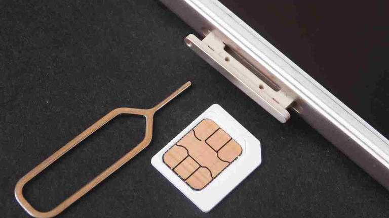 Why pay Rs 199 every month just to keep your SIM active? Switch to this ...