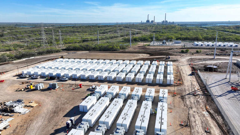 Battery farms are coming to CT. Here's what they do - and why they're ...