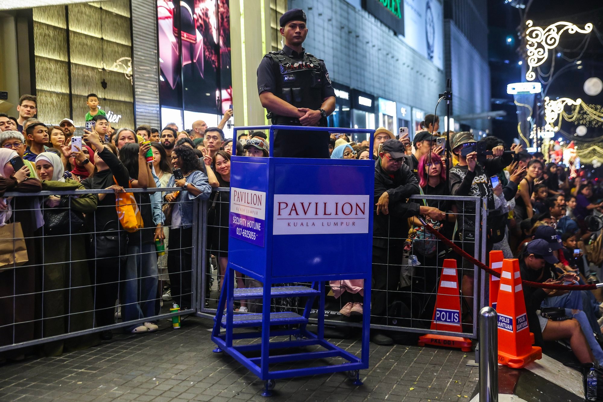 Malaysian man posing as security guard forced woman to perform indecent ...