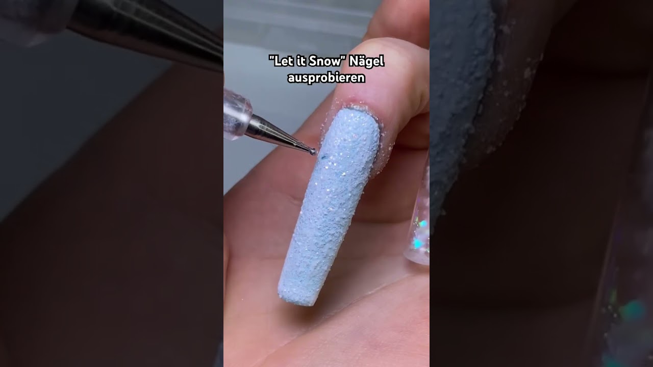 Schneenägel! 😳 Würdet ihr sie tragen ️☃️ #nailart #nails #nägel #naildesign