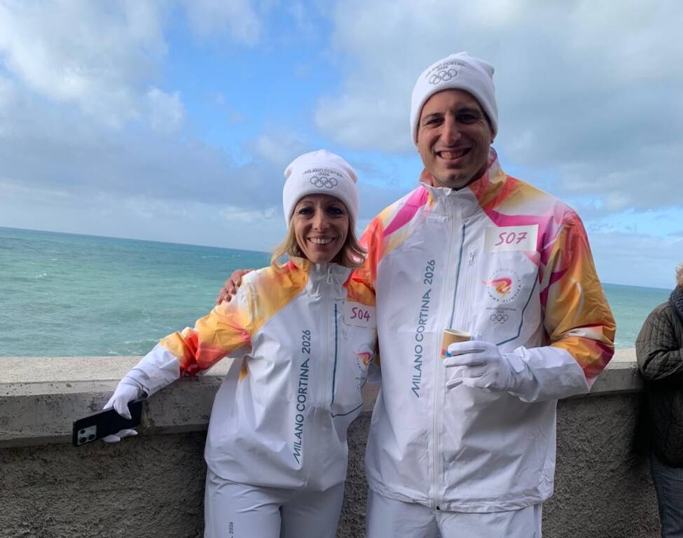 I tedofori Federica Nicolai e Davide Ciotoli nella quarta edizione de ...