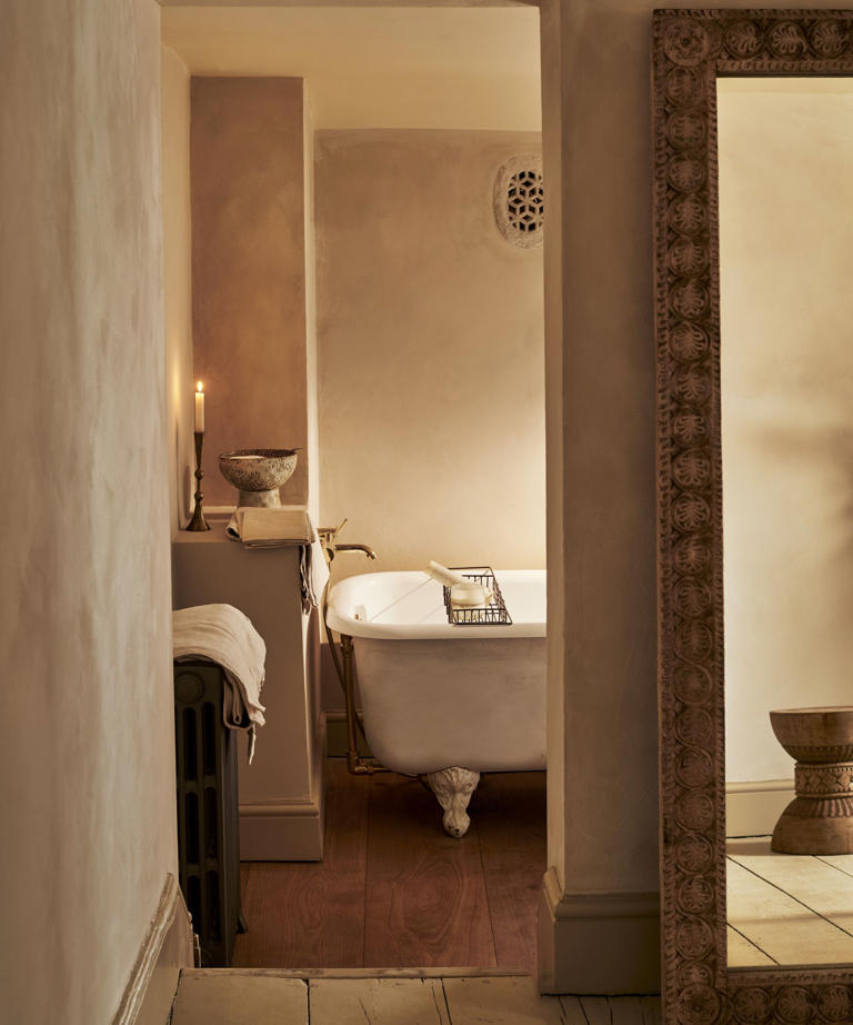 The secret to a luxe bathroom? Designers agree on these ideas