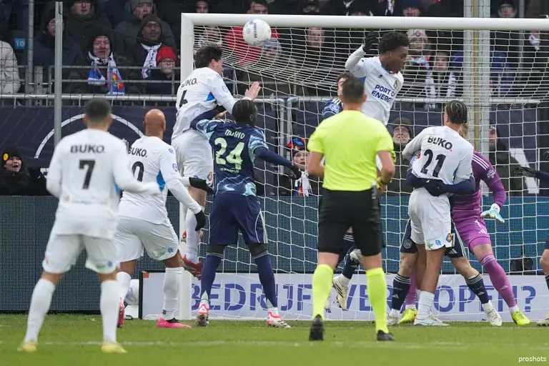 Go Ahead Eagles schakelt Heracles Almelo na penalty's uit; PSV wint in ...