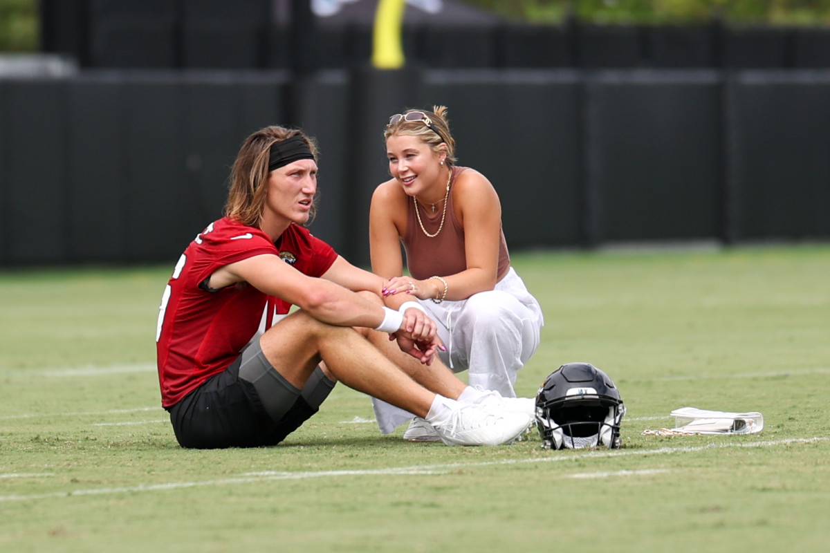Trevor Lawrence's wife Marissa reacts to Jaguars' NFL playoff loss