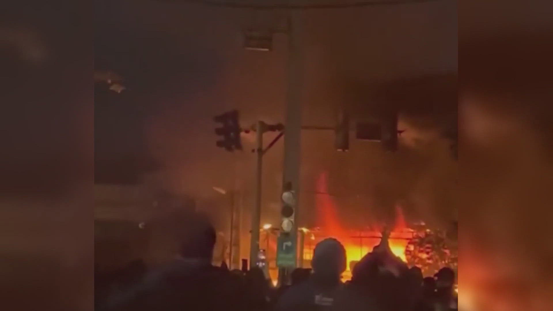 Hundreds dead as anti-government demonstrations underway in Iran