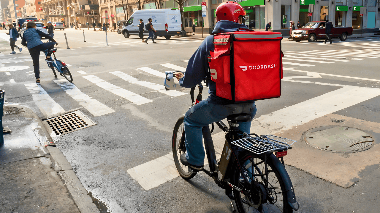 AI deepfake crosses into food delivery — DoorDash shuts down driver ...
