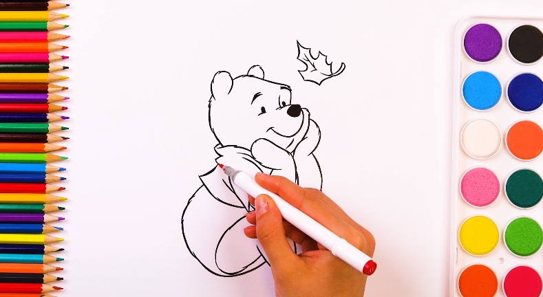 Winnie the Pooh Fun coloring in
