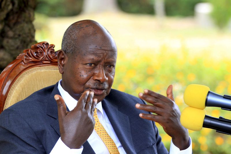 Ouganda : Le président Museveni brigue un septième mandat