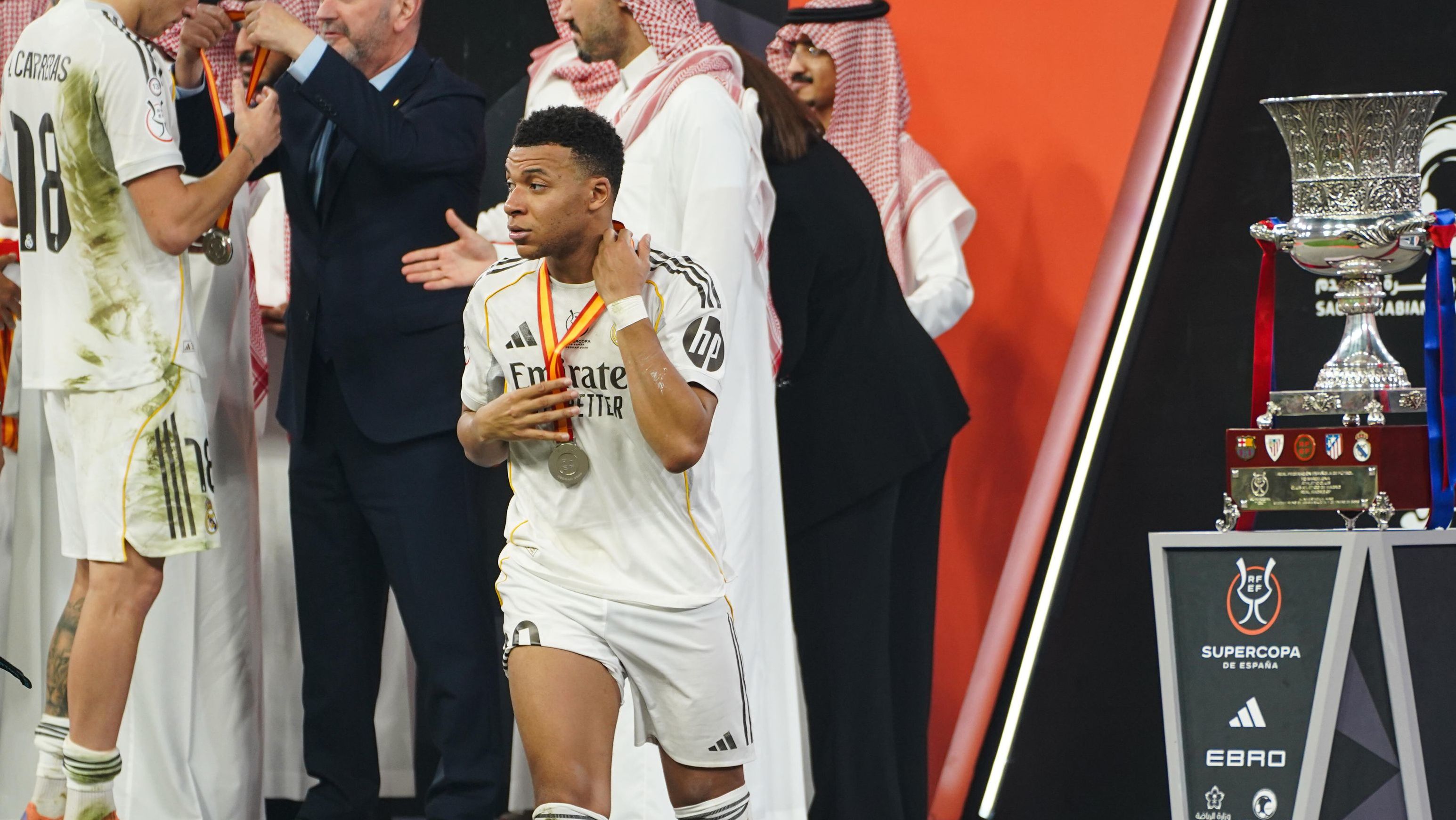 "Umstrittenste Szene" der Supercopa: Was sollte die Mbappé-Geste?