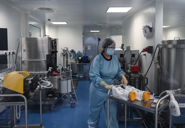 La France commercialisera bientôt un antidote à la ricine, poison qui ...