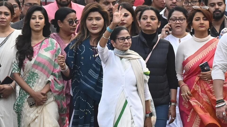 SIR in Bengal: Mamata Banerjee fires 5th letter to CEC Gyanesh Kumar ...