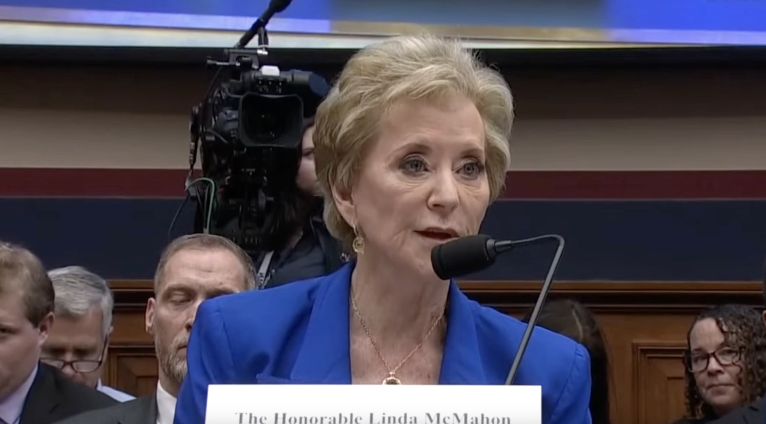 'It says zero': Billionaire Linda McMahon turns red as members of ...
