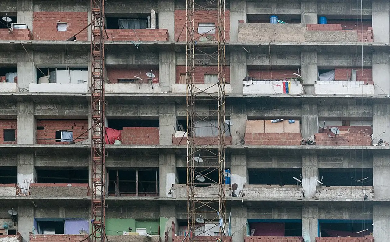 Historia de la Torre David, en Venezuela: así fracasó el edificio ...