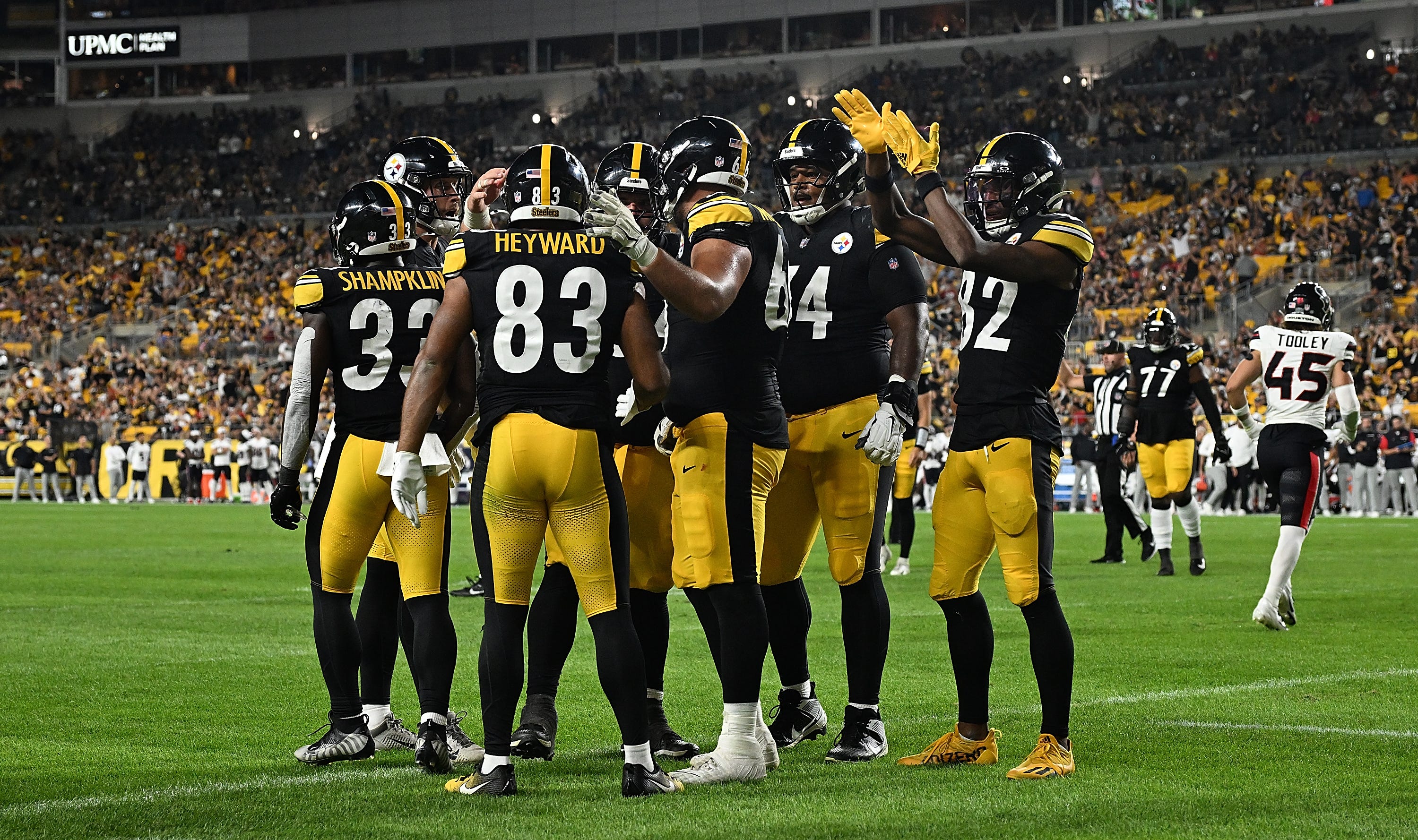 Steelers vs Texans predictions, picks, odds for NFL playoff game today