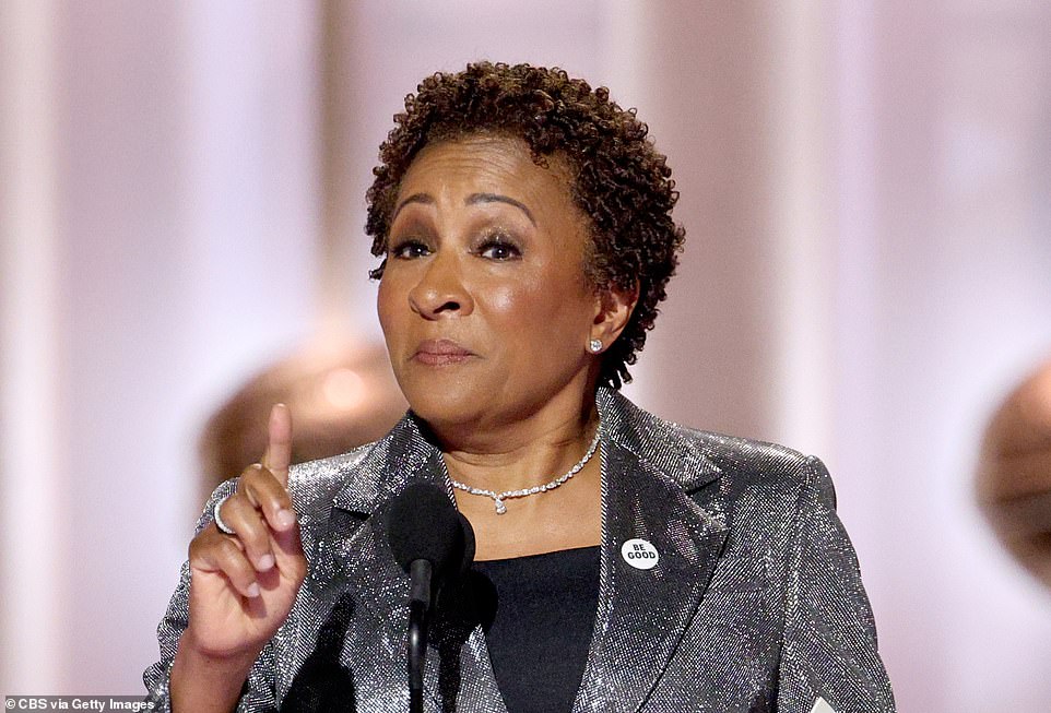 Bill Maher is mocked by Wanda Sykes on at Golden Globe Awards