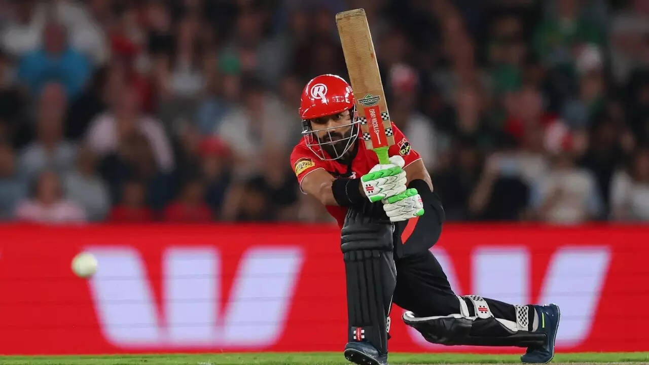 Big Bash: Pakistan's Mohammad Rizwan gets retired out after slow knock ...