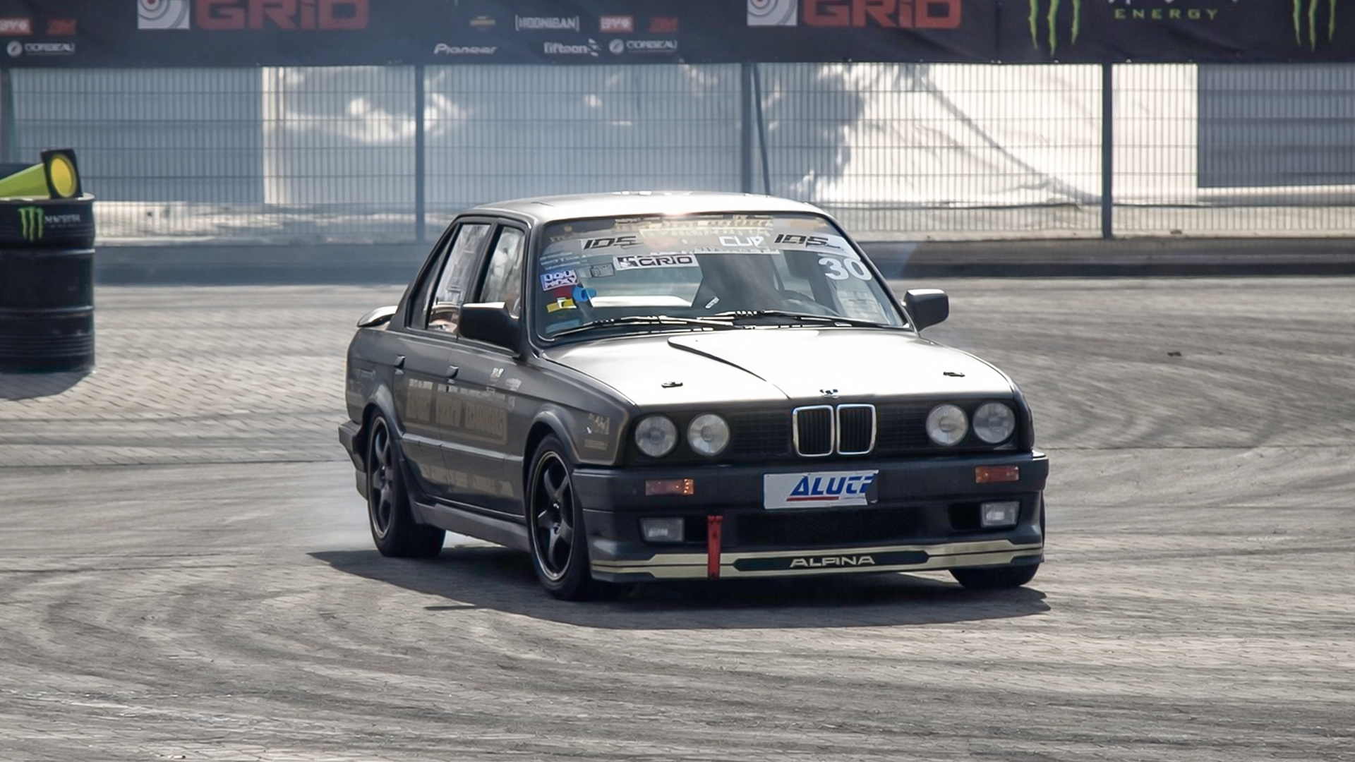 BMW Alpina B3 drifts with strong engine sound