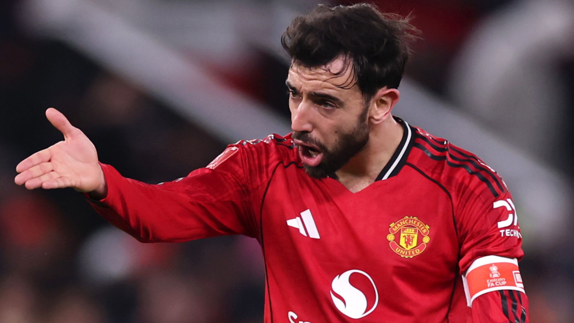 Man Utd left red-faced after captain Bruno Fernandes' X account is ...