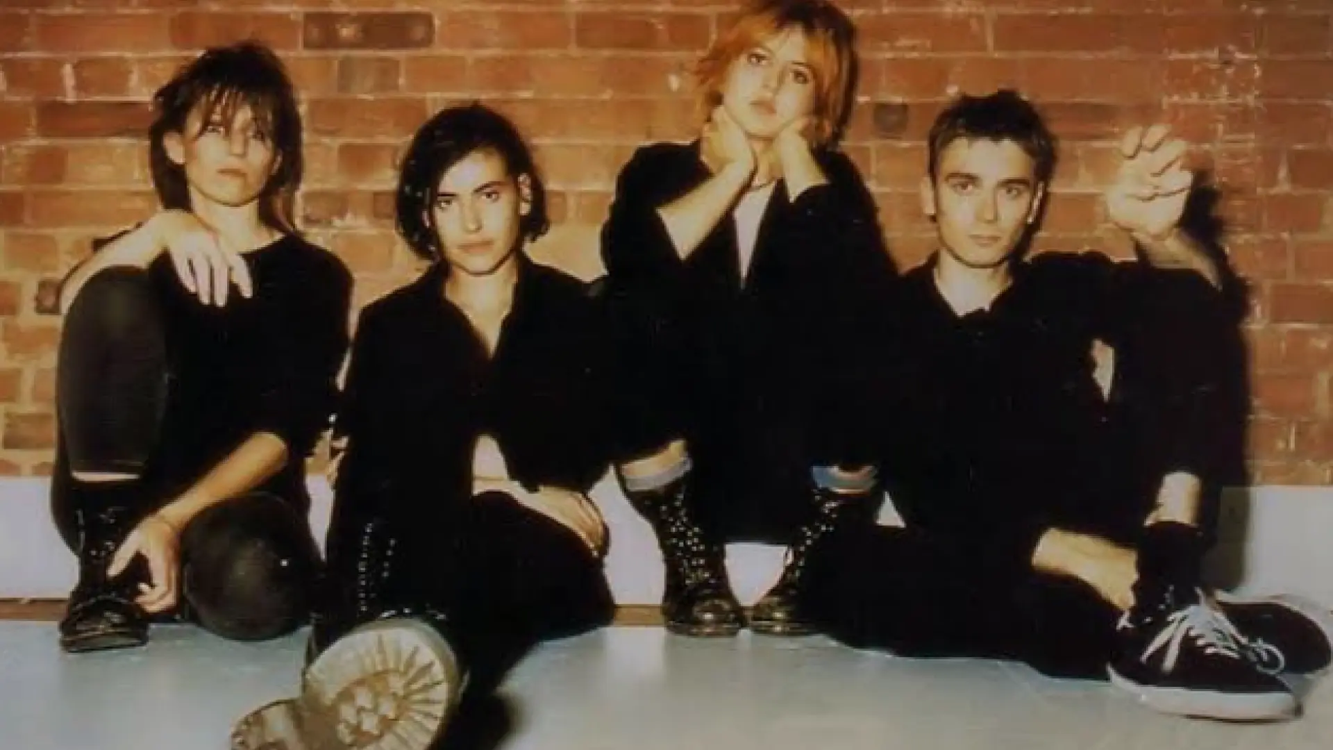 Qué fue de los Elastica, el grupo alternativo que le dio un zarpazo al ...