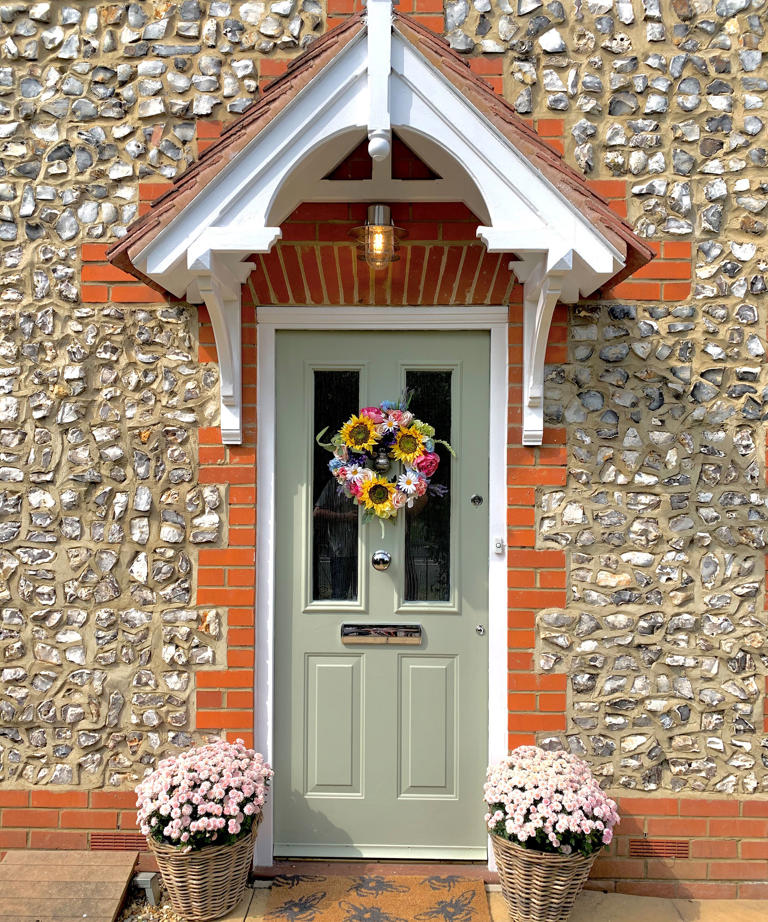 What is the best paint for a front door?