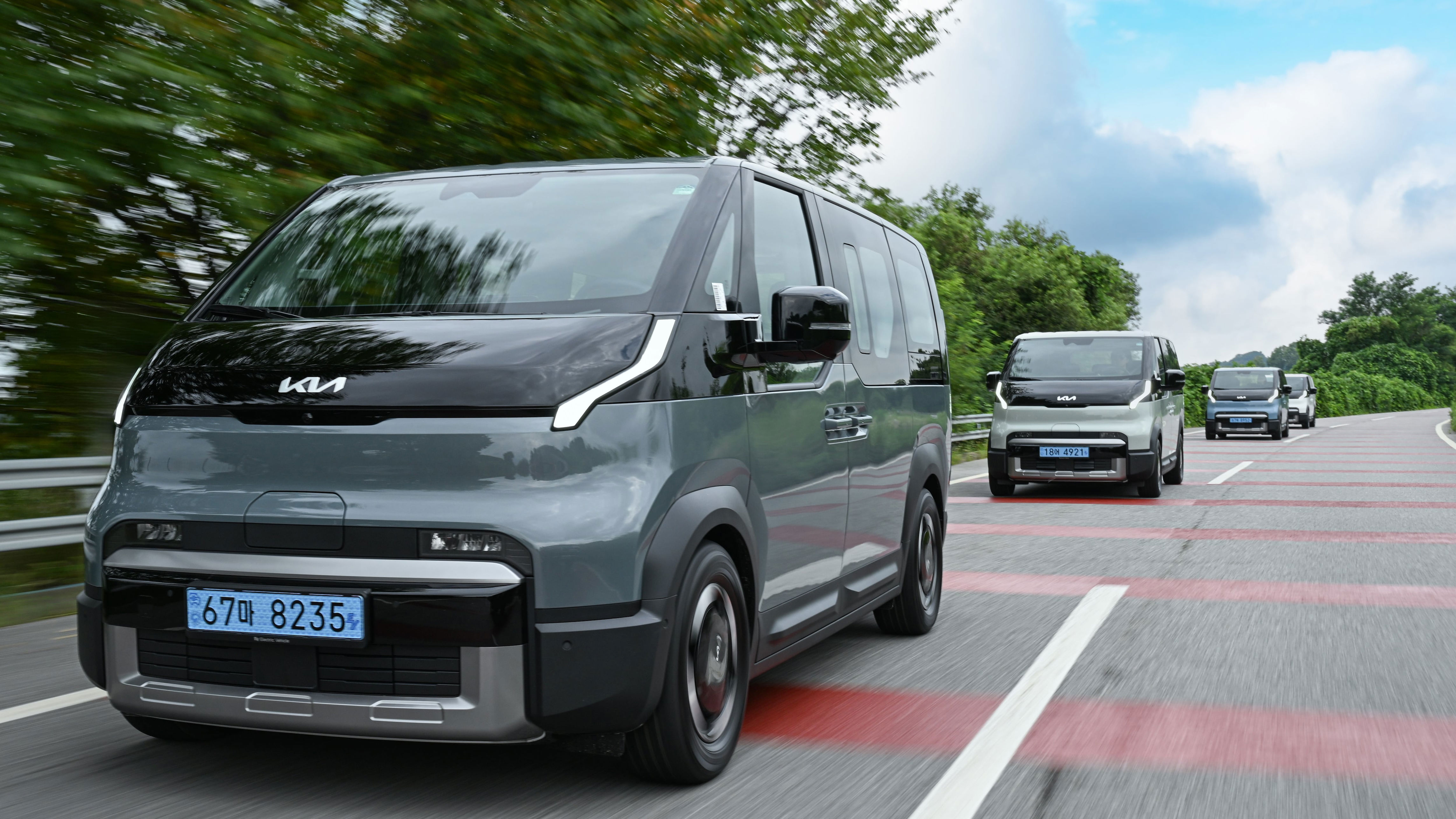 Kia's PV5 passenger offers spacious, smooth shuttle-like drive