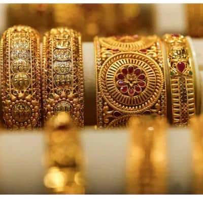 Gold prices surge to new peak: 22K & 24K rates soar on Jan 12, check ...