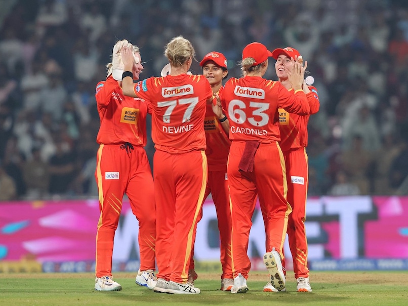 Gujarat Giants aim to extend winning streak against Mumbai Indians in ...