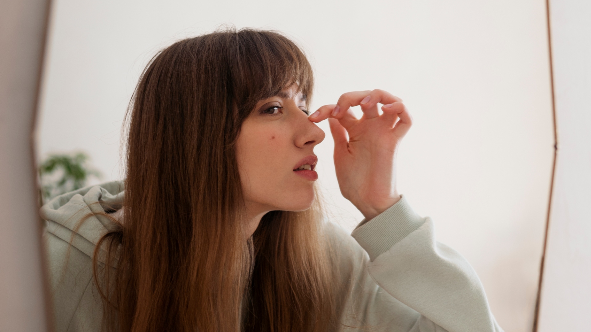 Nose, stomach, arms: how these insecurities shape our life choices