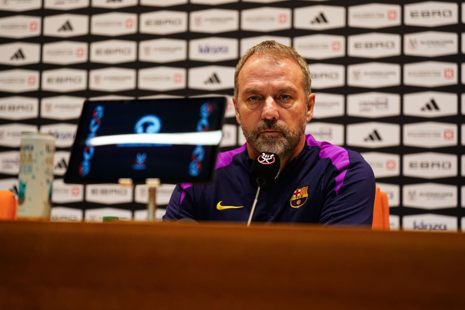 Barça's Flick proud of win as Mbappé slammed for alleged gesture