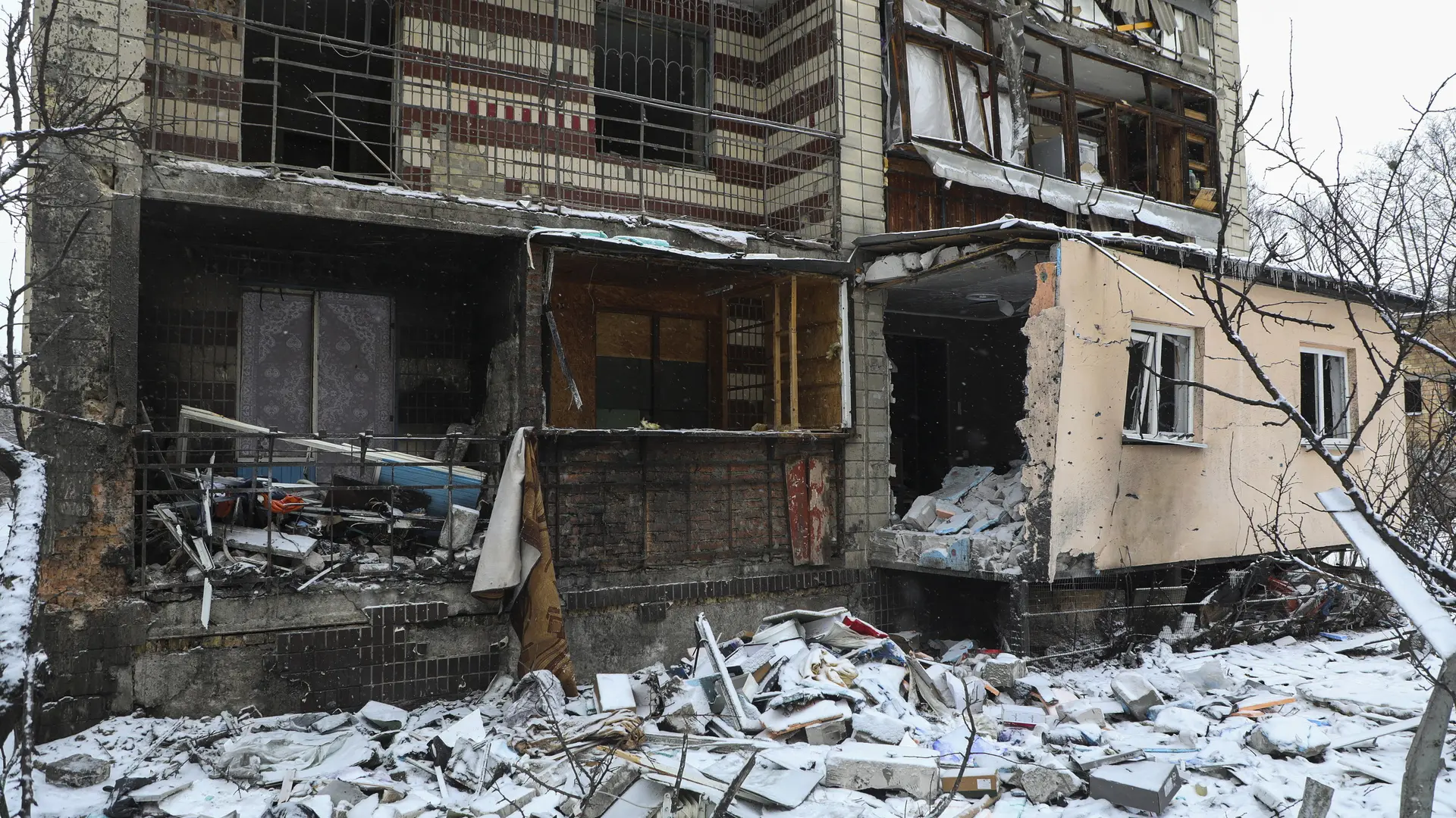 Rusia vuelve a atacar Kiev y Odesa y deja a miles de hogares ucranianos ...