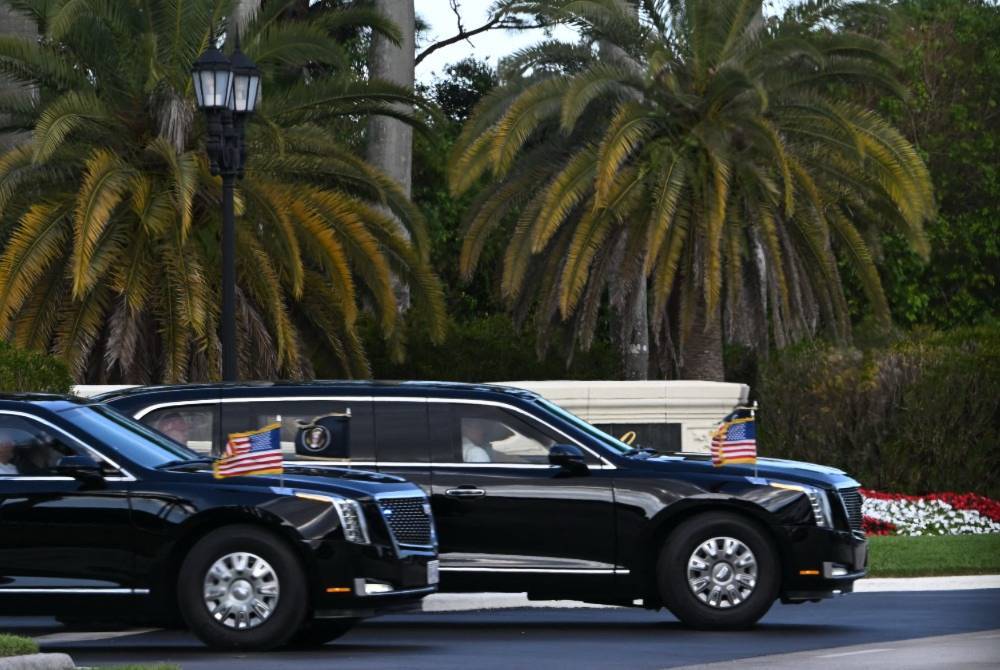 Trump motorcade route changed after 'suspicious object' found