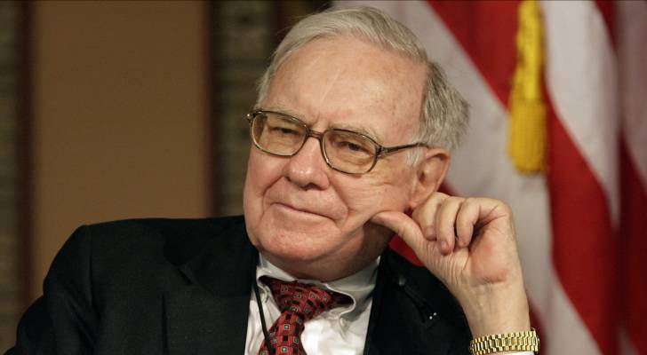 Warren Buffett is sitting on over $180 billion in cash and warned more ...