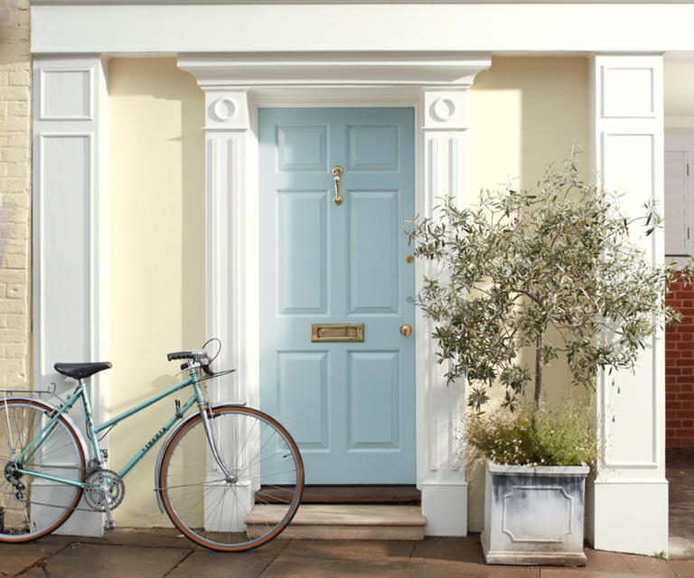 What is the best paint for a front door?