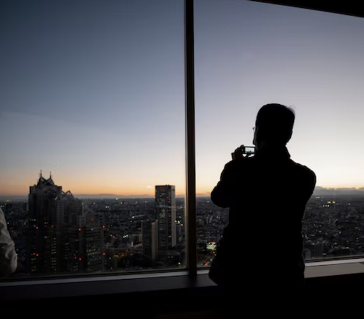 16 families whose everyday life is basically a sitcom