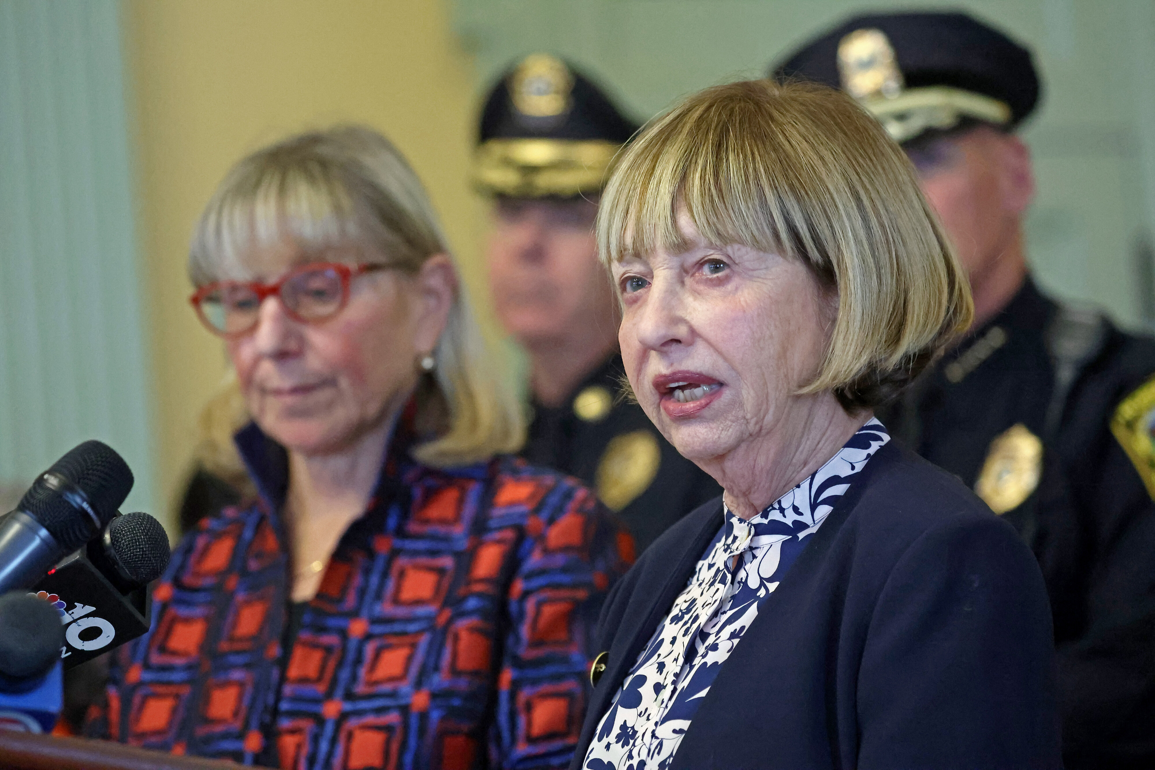 State senator defends bill to reduce personal vehicle use in Massachusetts