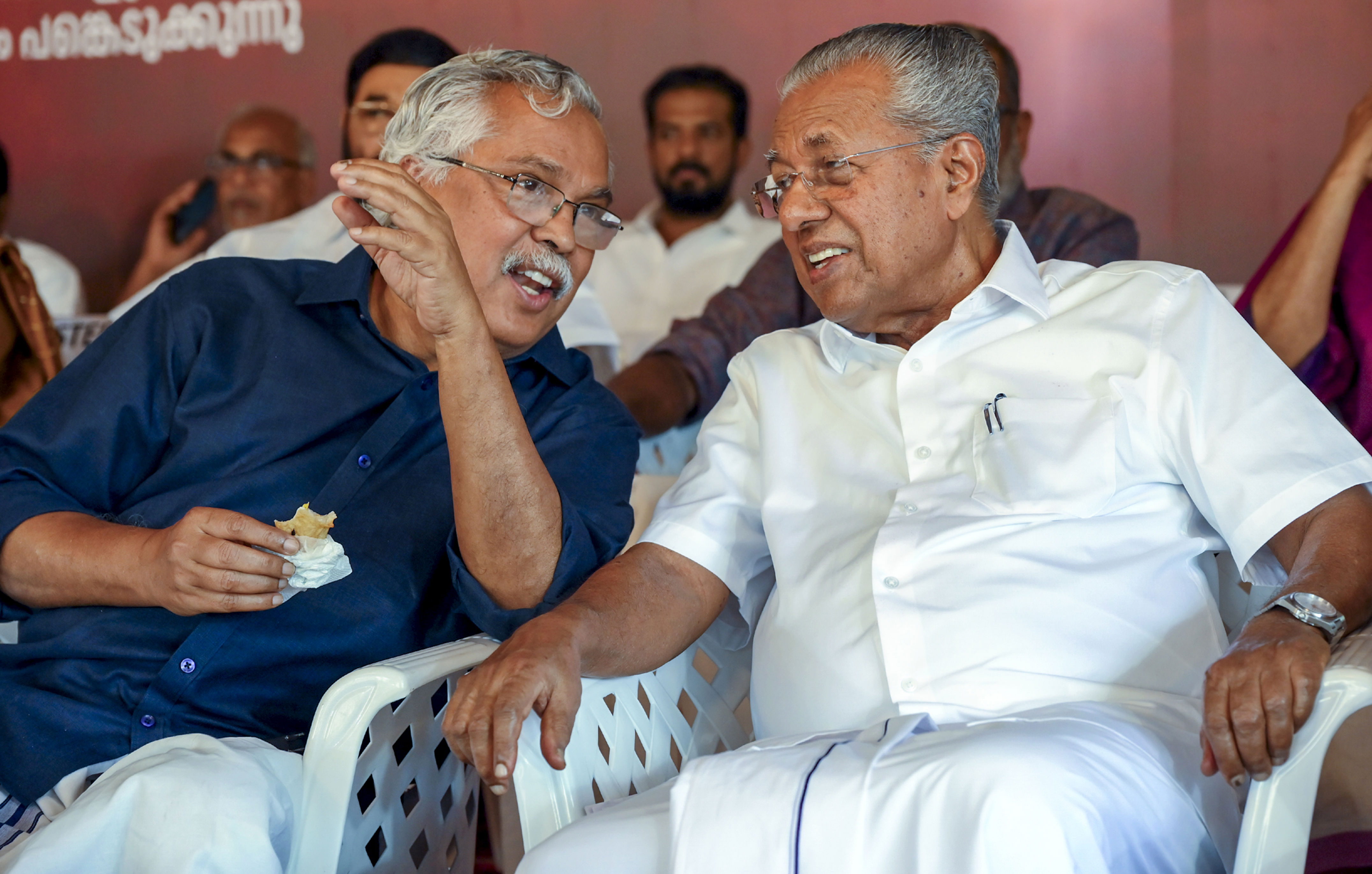 Satyagraha sparks political storm in Kerala as CM accuses Centre of ...